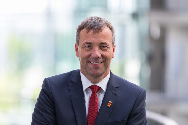 Saathoff: “Vier spannende Wochen liegen vor uns” › Stark für Ostfriesland.