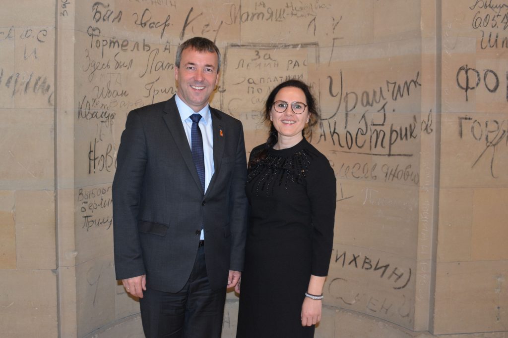 Ein Blick hinter die Kulissen des Bundestages › Stark für Ostfriesland.